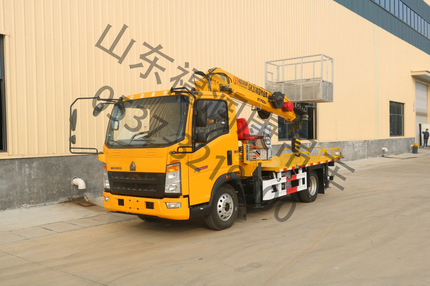 蓝牌高空随车吊_山东福润康工程机械有限公司